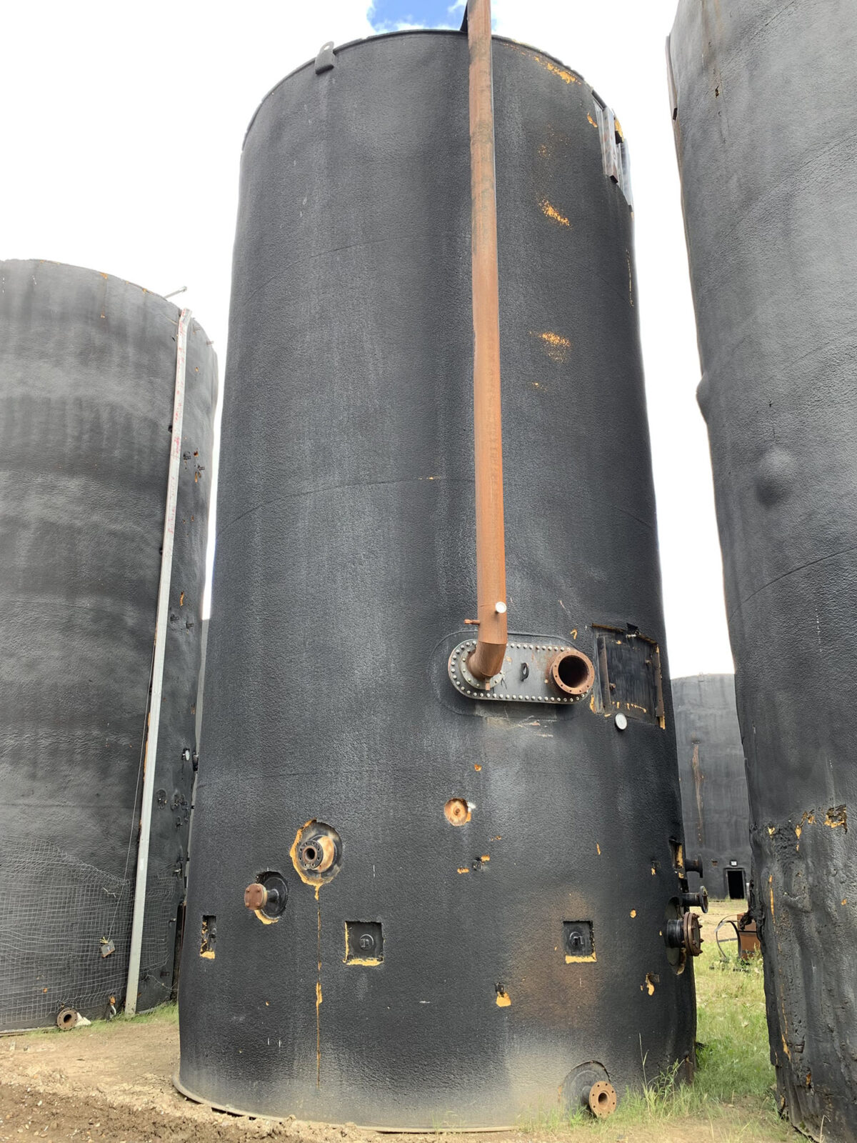 Surplus / Used 1000 BBL Production Oil Tanks for Sale in Alberta ...