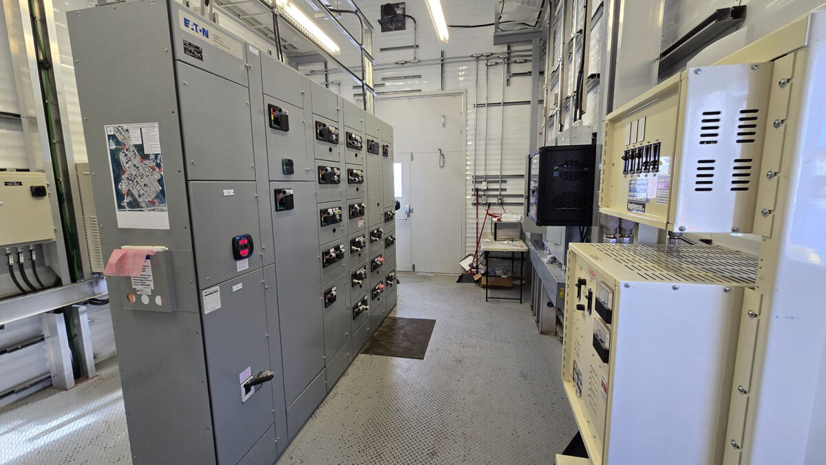 Used (~29k hrs) Solar Titan 130 15MW 13.8kV 60Hz Gas Turbine Generator ...